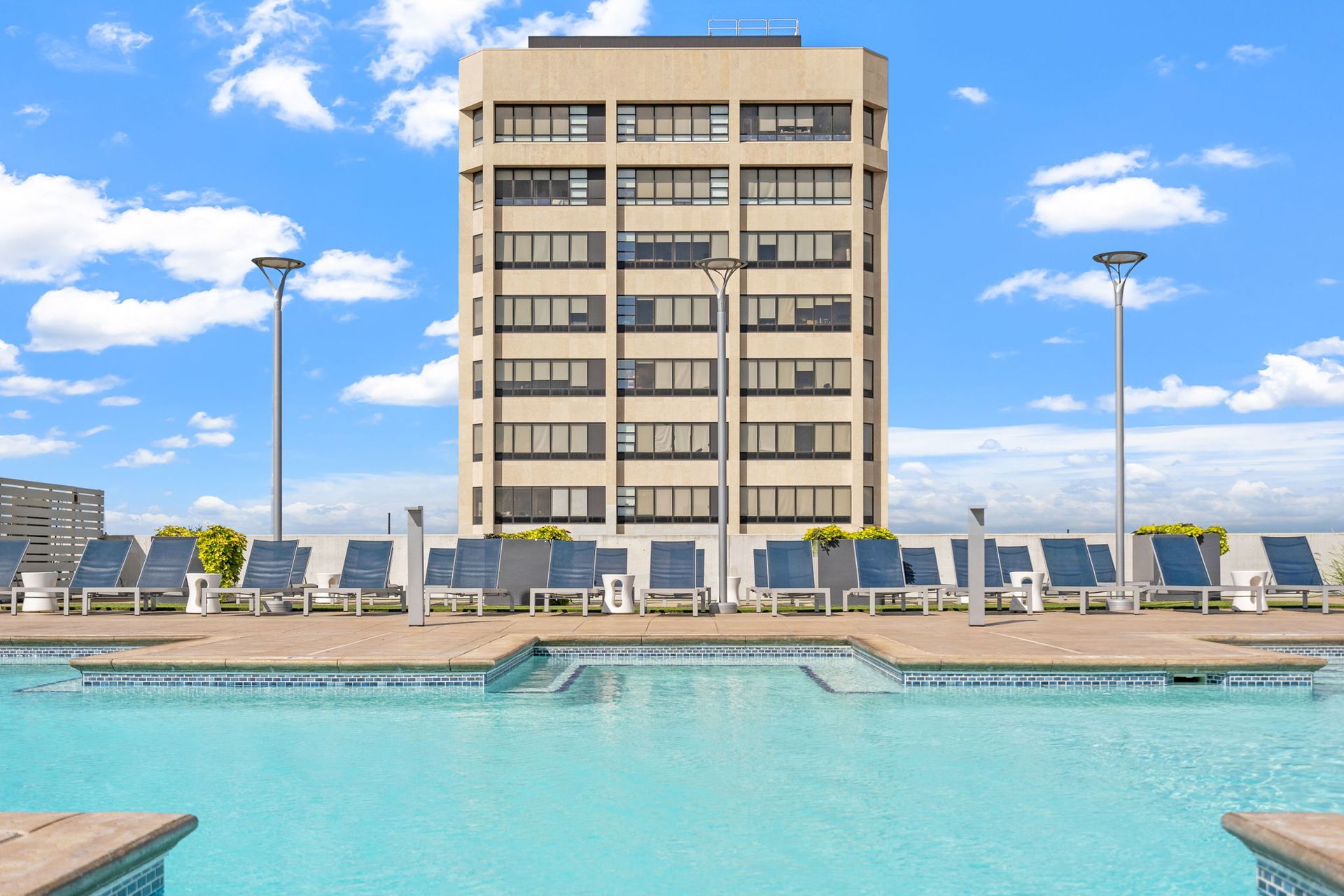 88-01 CityVue Apartments | 3435 Promenade Avenue, Eagan, MN 55123 ...