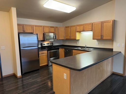 West Lake II | Axis Property Management