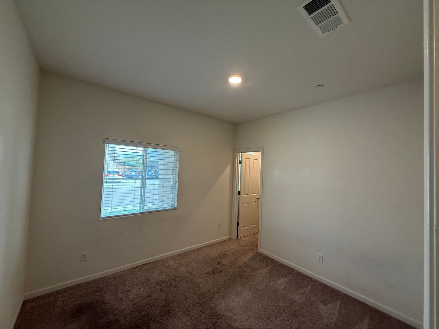 2335 Merlin Ln, Manteca, CA 95337
