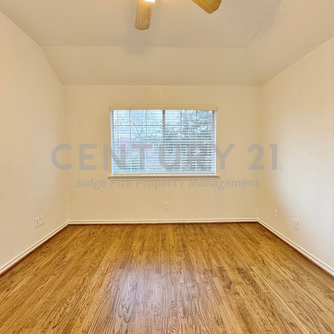 6107 Gaston Avenue #F, Dallas, TX 75214