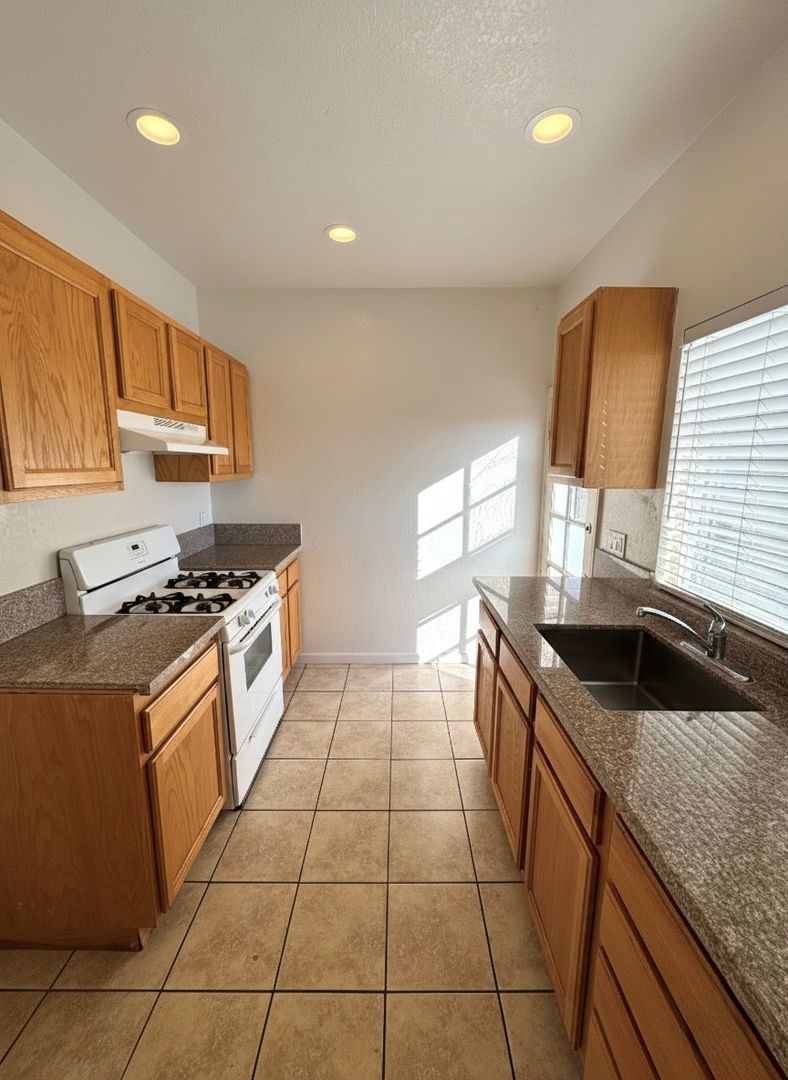 153 Wall Street #D, Ventura, CA 93001