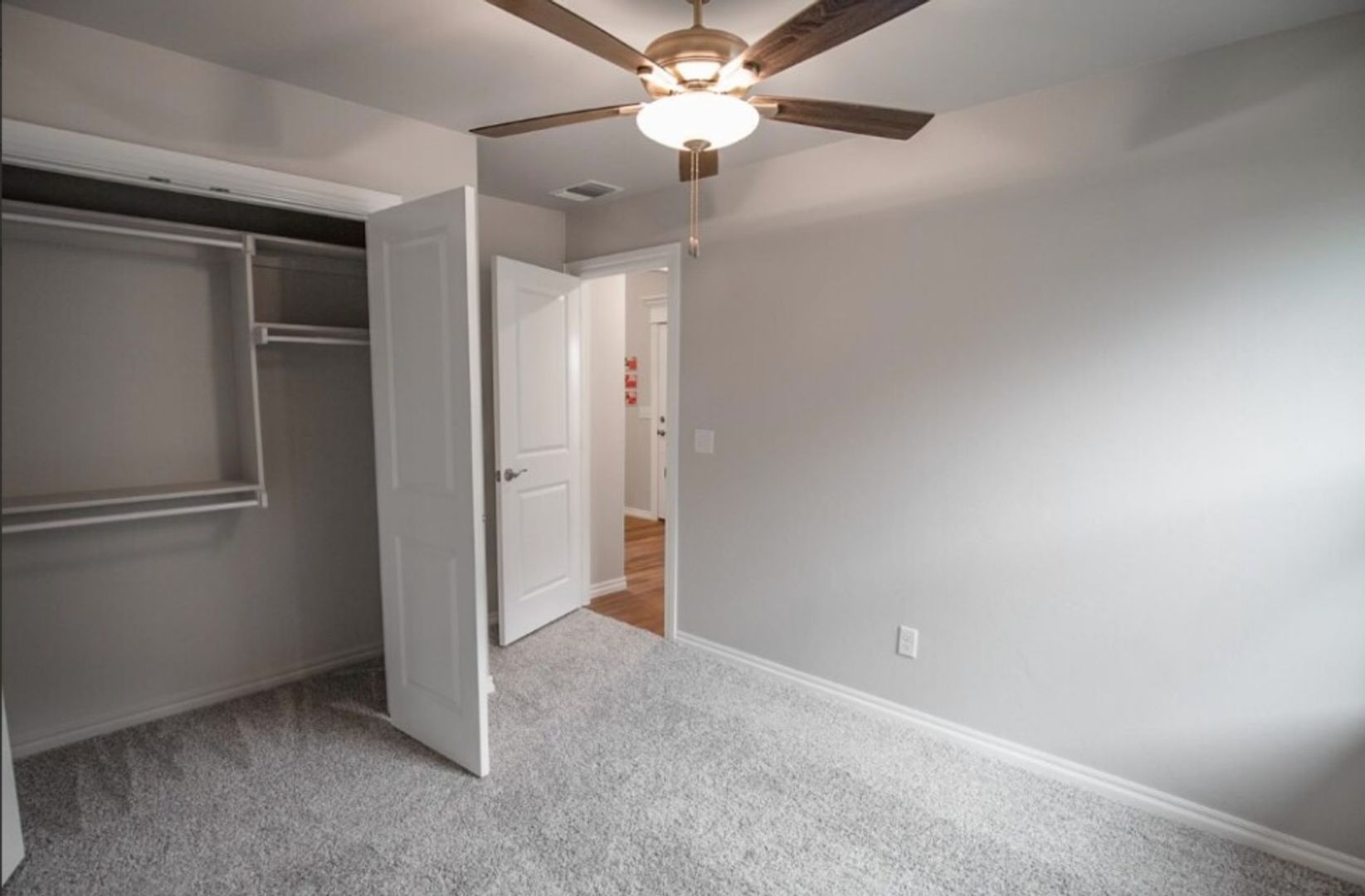 9225 NW 86th Street, Yukon, OK 73099