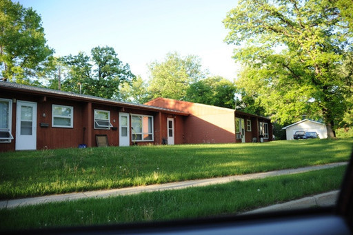 601 Riverside Drive, Apartment H, Minot, ND 58701