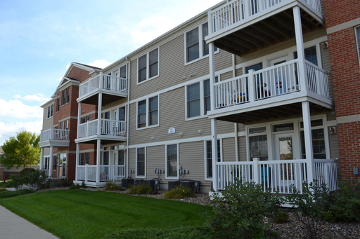 2627 Kent #11, Ames, IA 50010