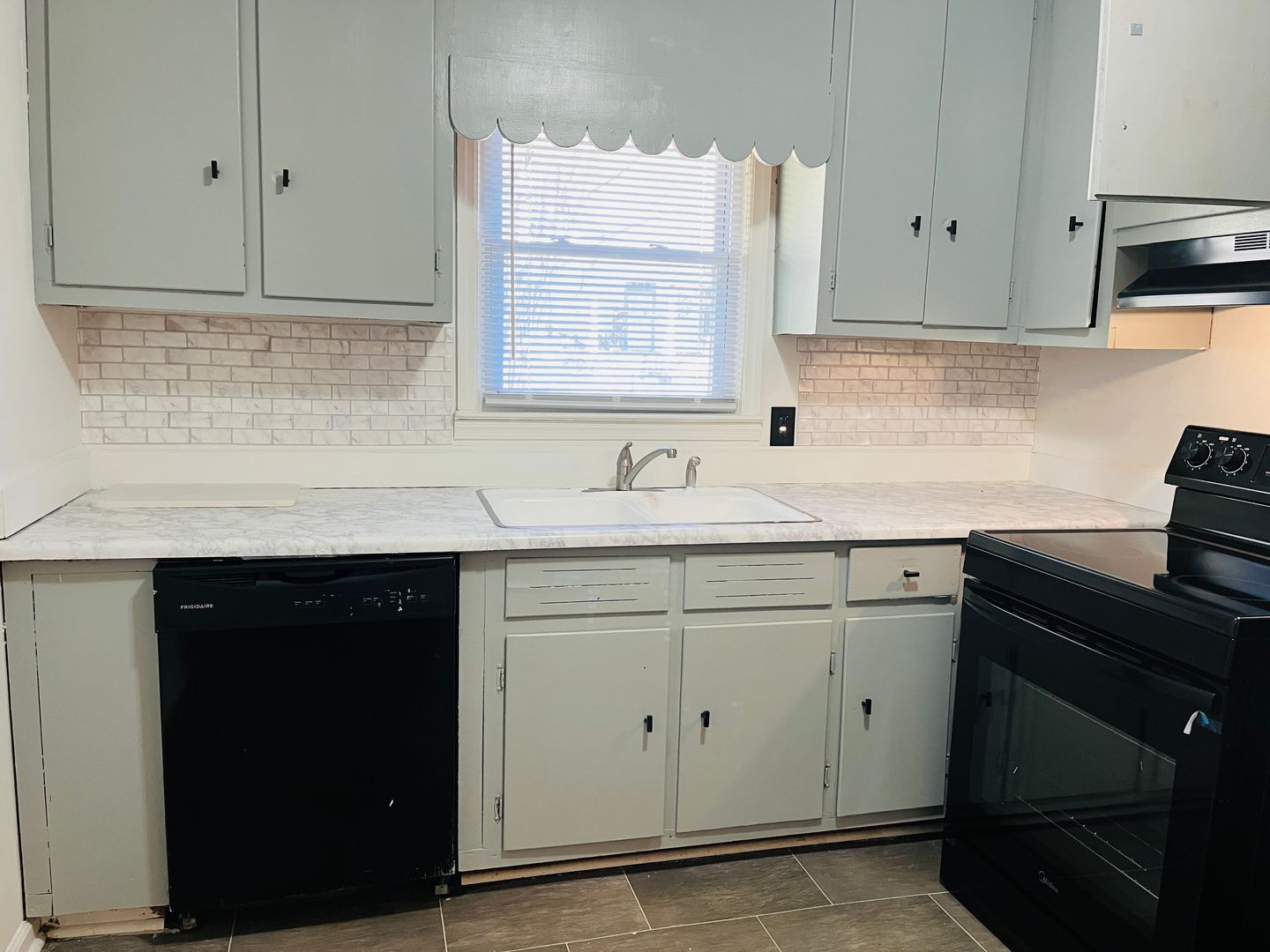 50 Lone Oak St, Grantville, GA 30220