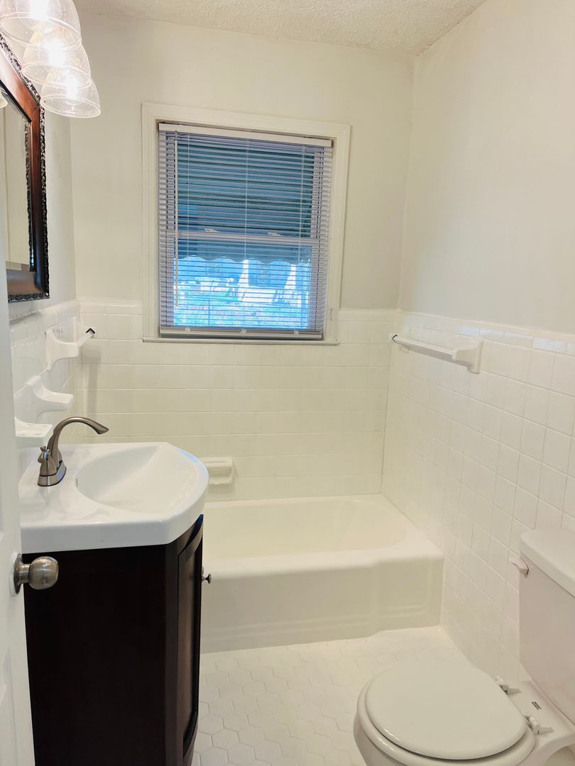 50 Lone Oak St, Grantville, GA 30220