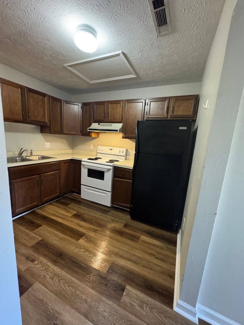 1008 Preston St, Unit A, Opelika, AL 36801