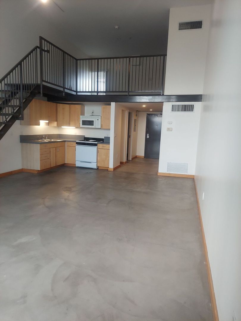 Select Property Management - Merced