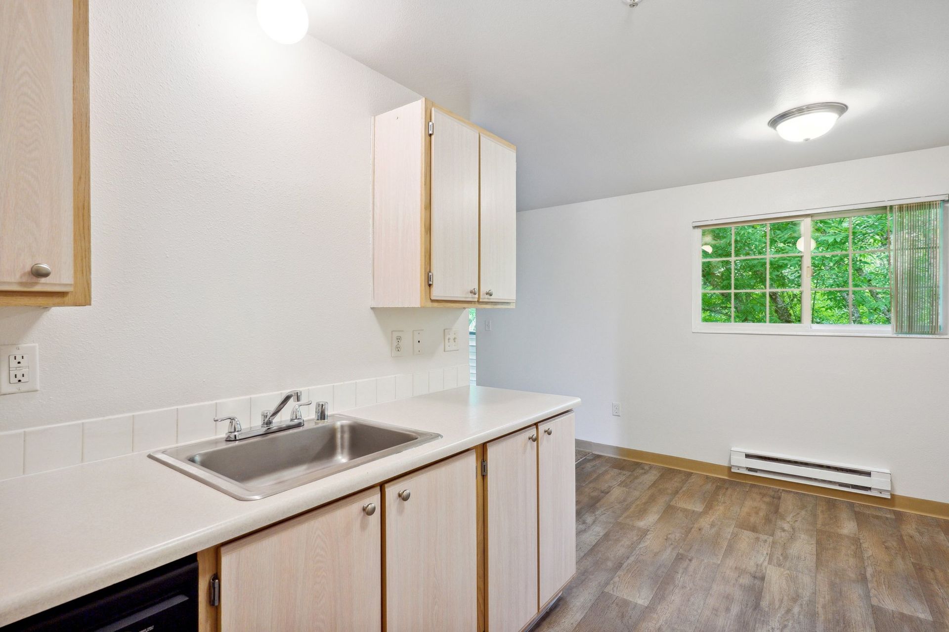 11016 Waller Road, Tacoma, WA 98446