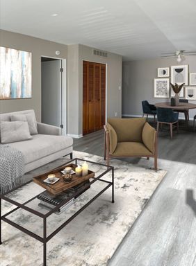 1900 Sunny Ct, Columbus, OH 43229