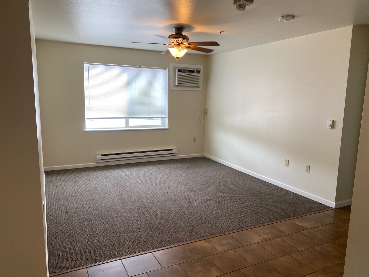 843 Oak Ave N - 843-118, Onalaska, WI 54650