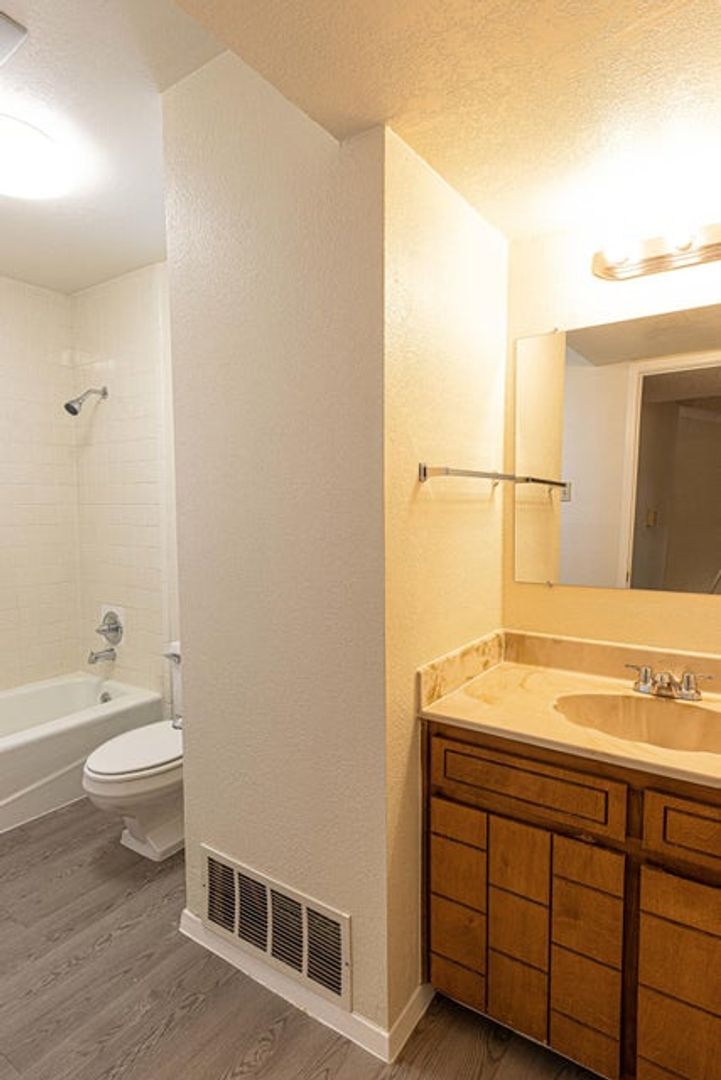 2008 Amy Sue Unit C, El Paso, TX 79925