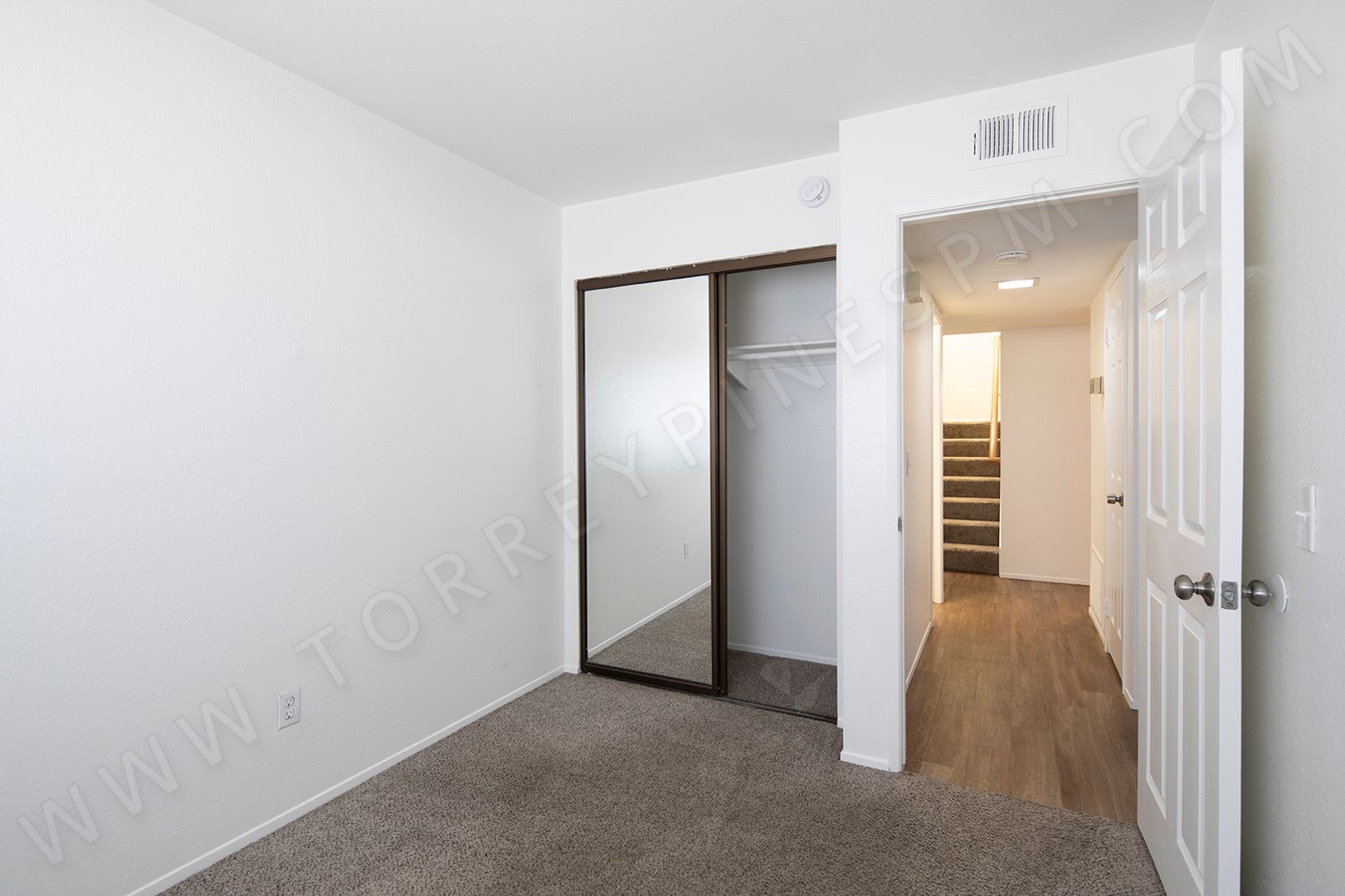 1040 Hornblend Street, Unit D, San Diego, CA 92109