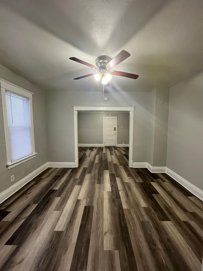 4932 Reading Ave, Unit 3, East Chicago, IN 46312